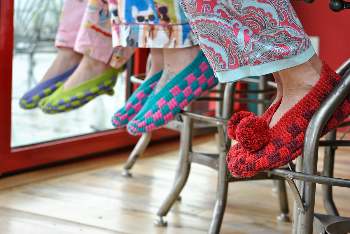 Cushy Checked Slippers Kit — ImagiKnit