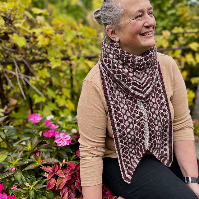 Yayoi's Embrace PDF — ImagiKnit