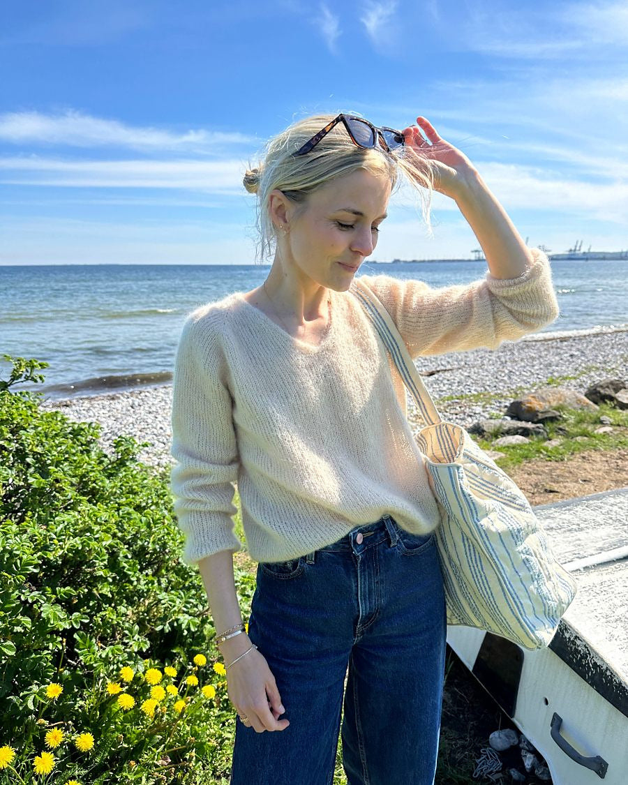 Cumulus Blouse Kit (Soft Silk Mohair) - Sizes Medium and Large — ImagiKnit
